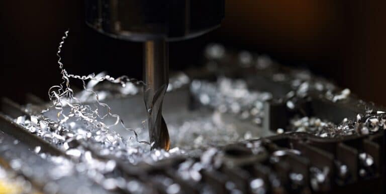 How to Use a Milling Machine: 8 Tips for Proper Use